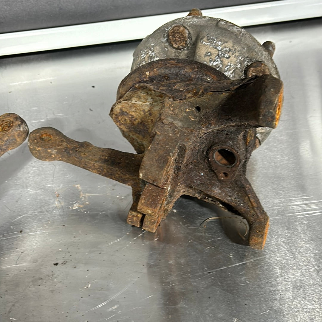 Porsche 944 Turbo M030 pair if Front Spindles with hub, 95134165534 95 ...