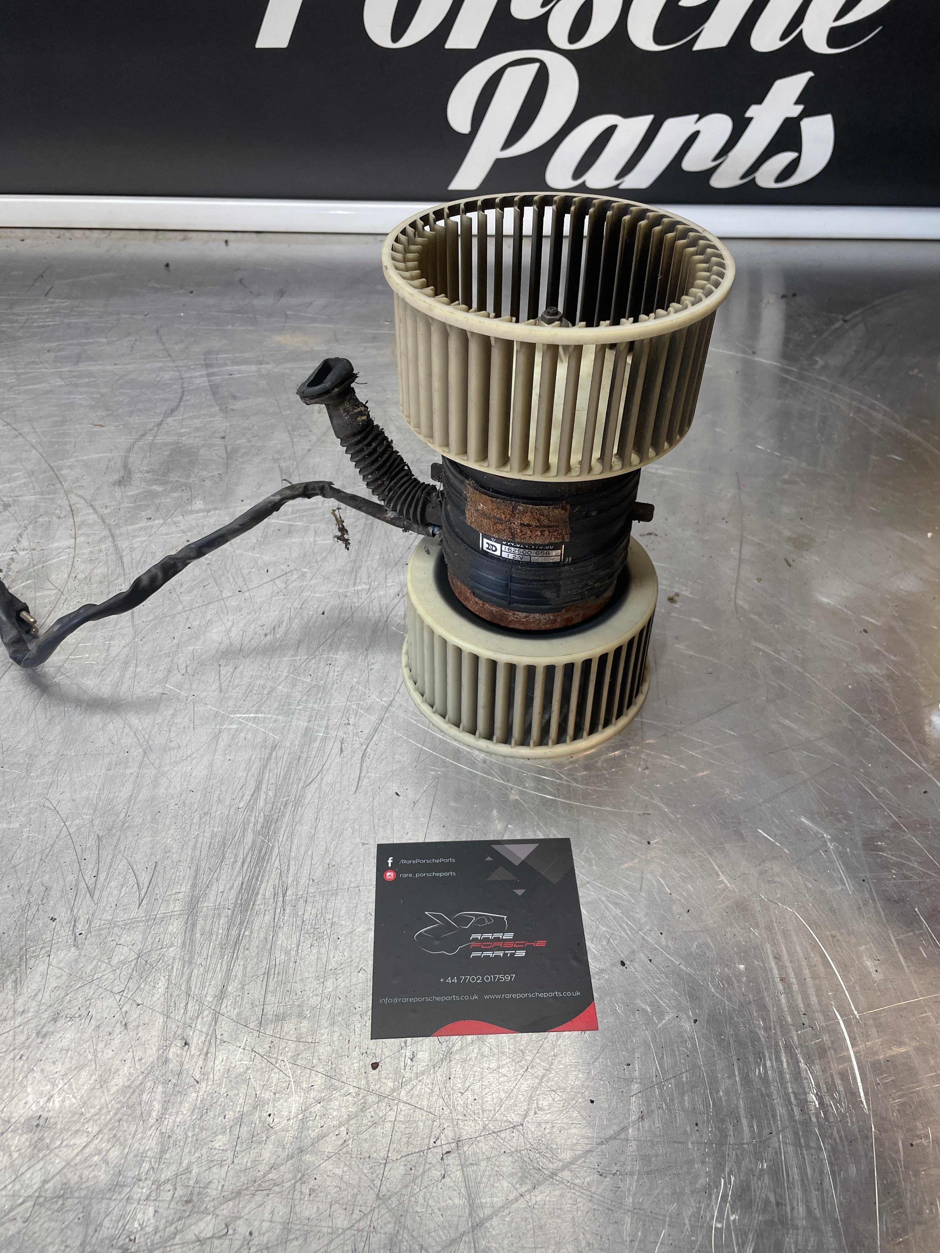 Porsche 944 blower heater fan motor 94462411500 used – Rare Porsche Parts