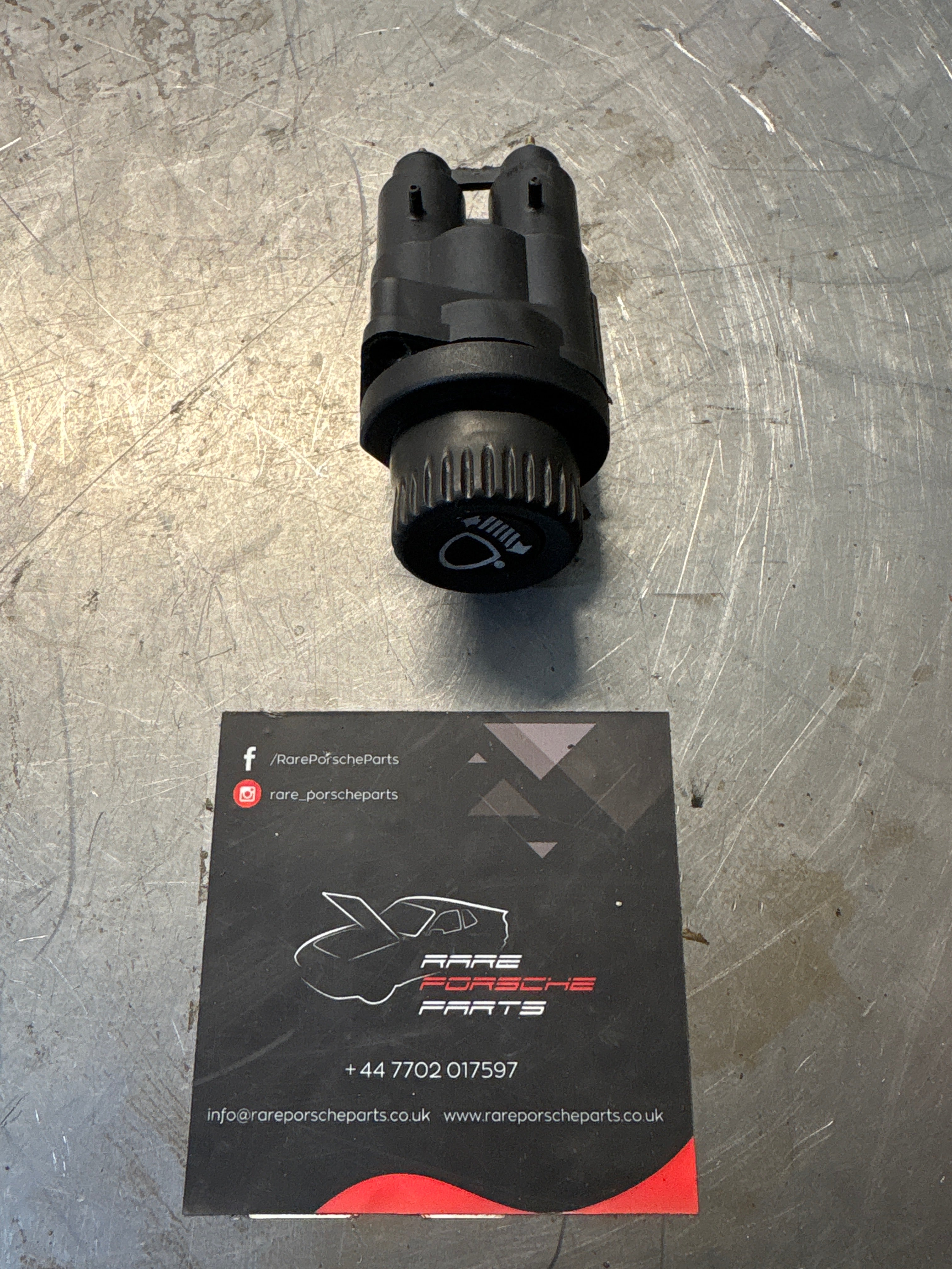 Porsche 928 S4 Headlamp level adjust 92863122001 / 0307550900 – Rare ...