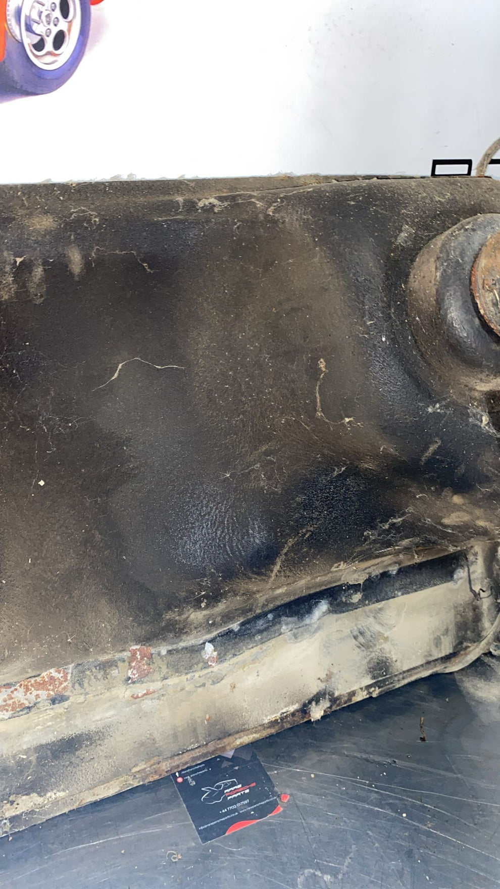 Porsche 924 Metal Fuel tank for early cars with bayonet type fuel leve ...