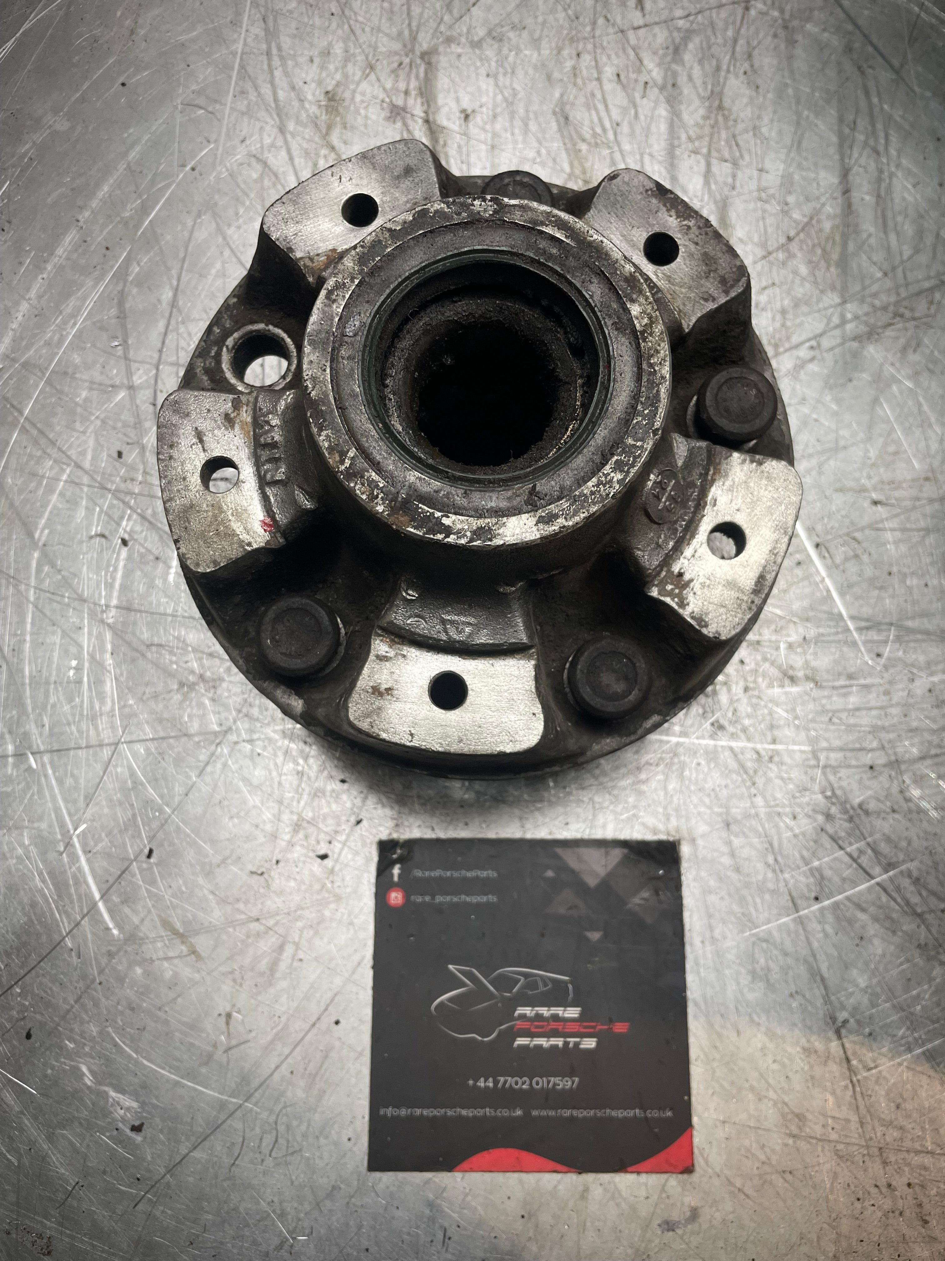 Porsche 924 944 without ABS front hub, used 477405605D 477405065B ...
