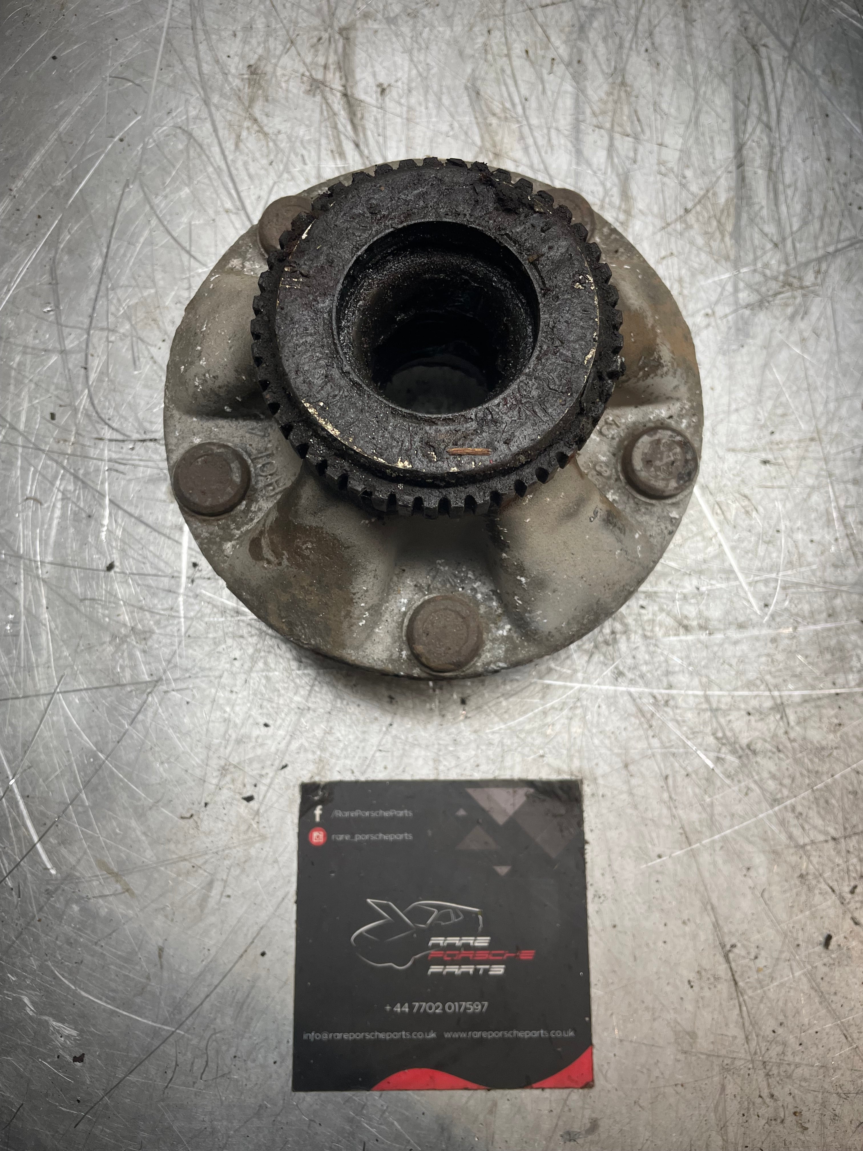 Porsche 944 front hub S2 Turbo with ABS 9513416053R, used – Rare ...