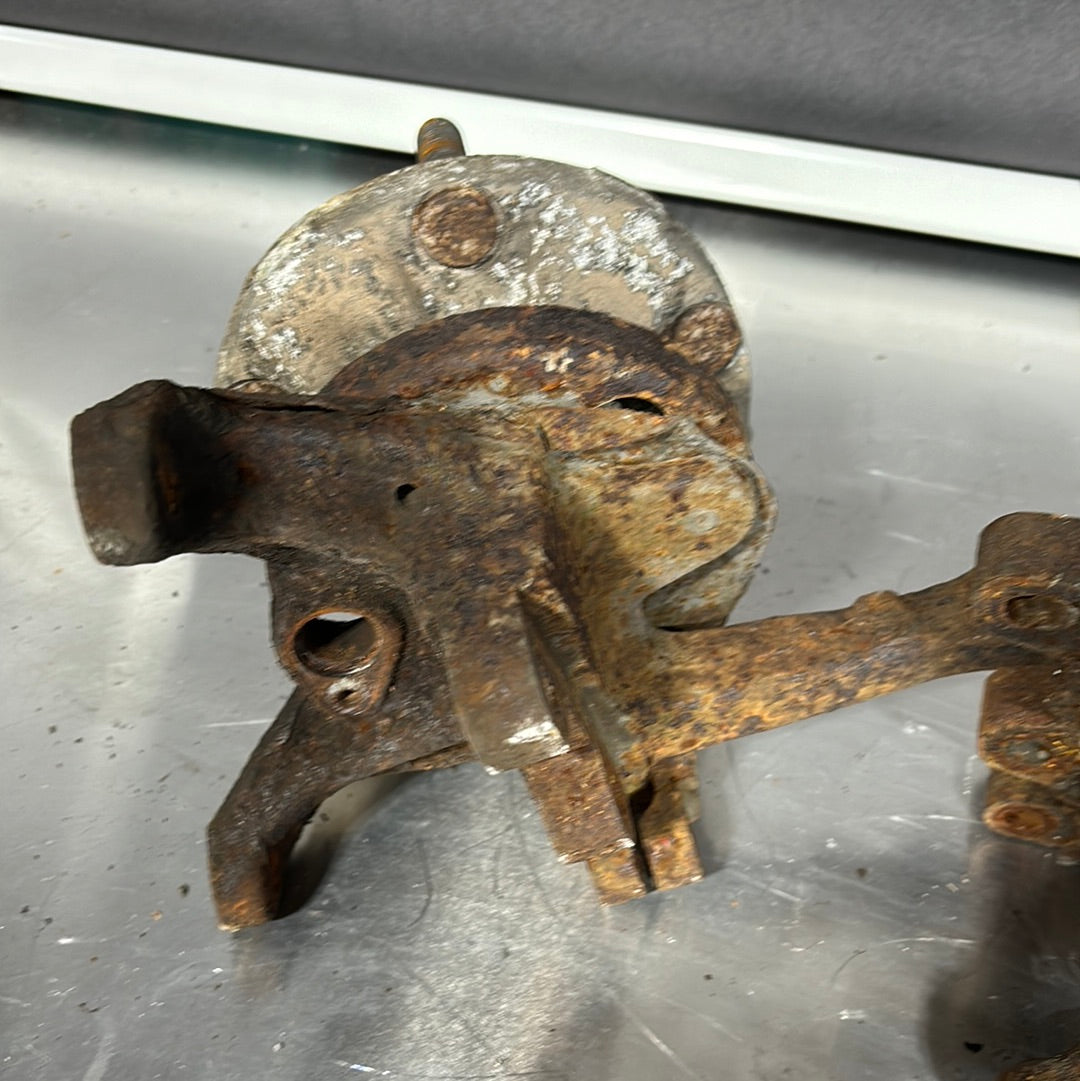 Porsche 944 Turbo M030 pair if Front Spindles with hub, 95134165534 95 ...