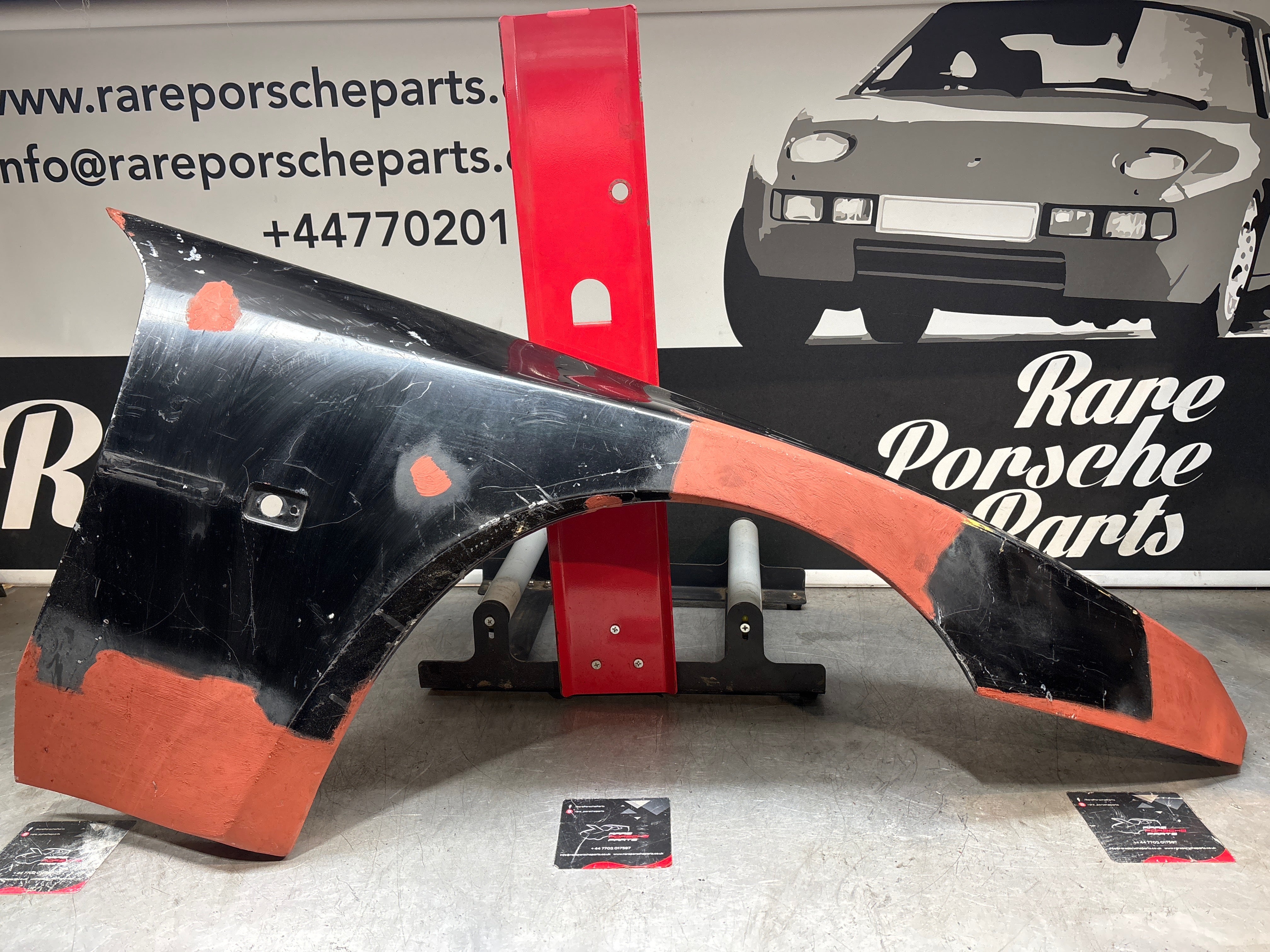Porsche 944, early front right wing, 93150302203 used, no rust – Rare ...