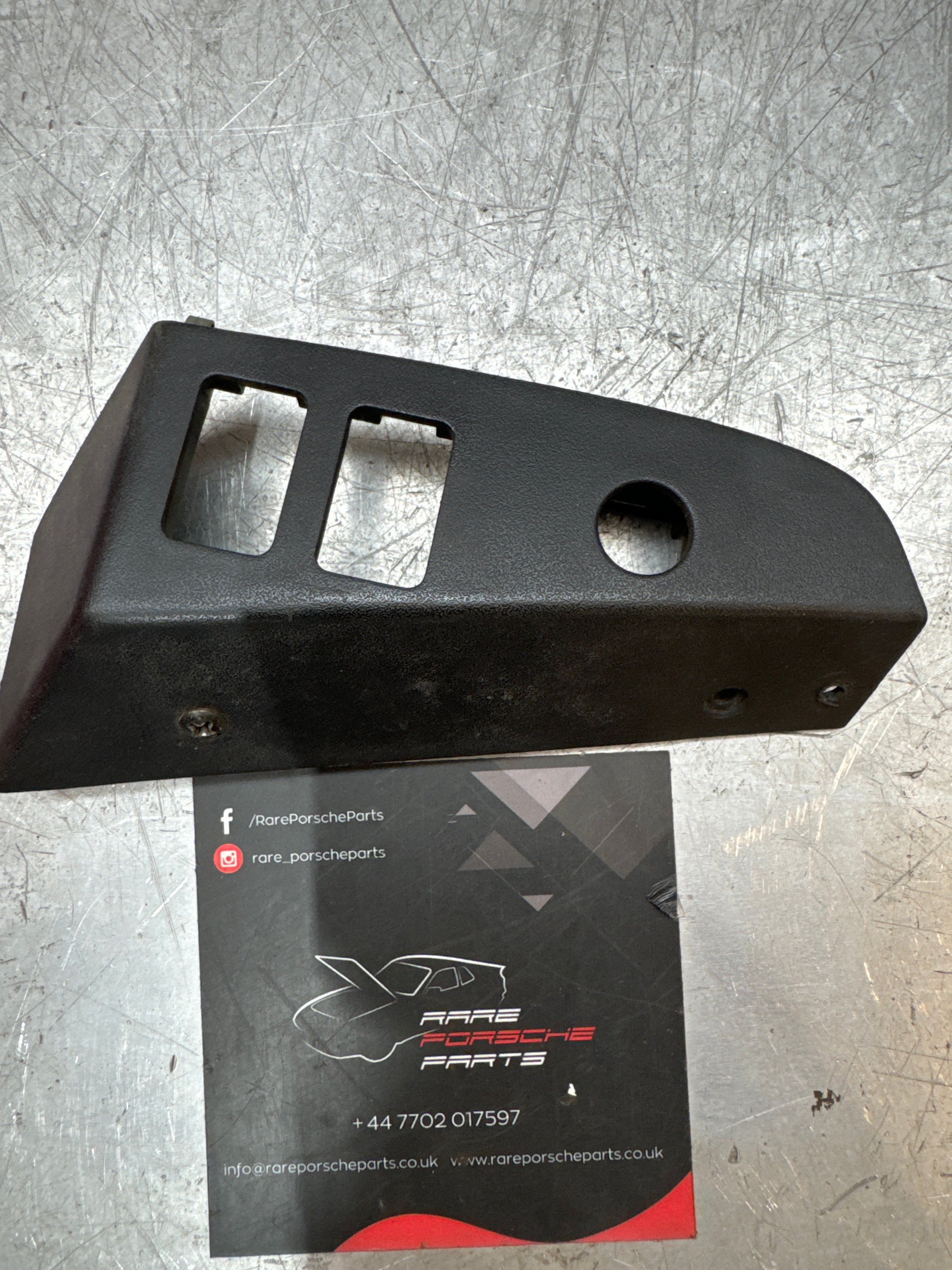 Porsche 944 drivers side electric window/mirror switch surround 945555 ...