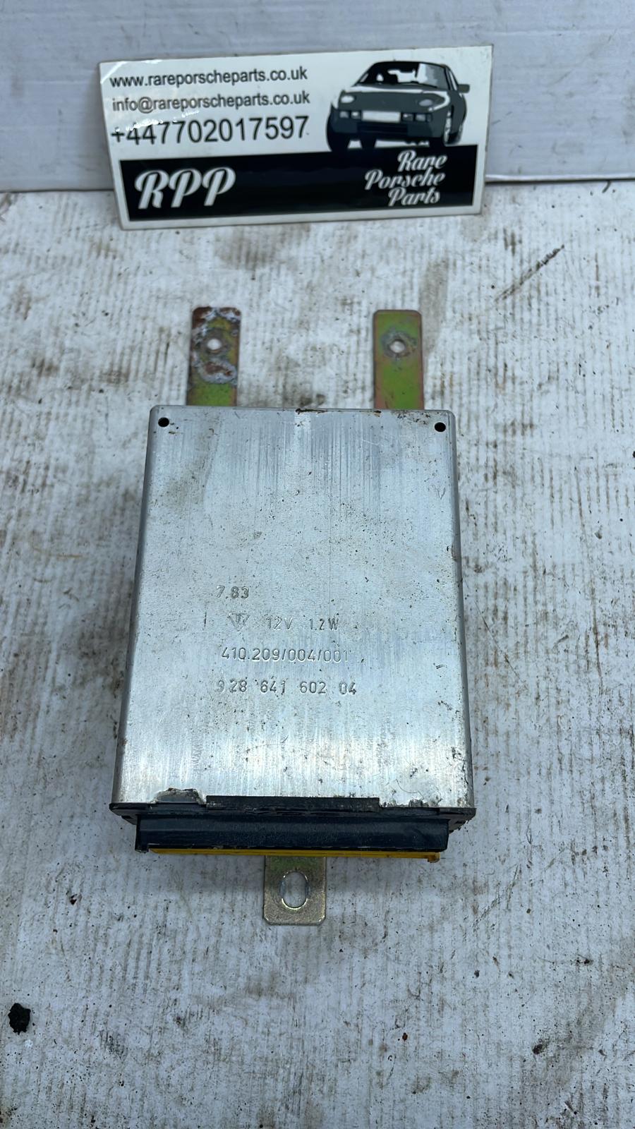 Porsche 928 Central indicator unit 92864160204 used – Rare Porsche Parts