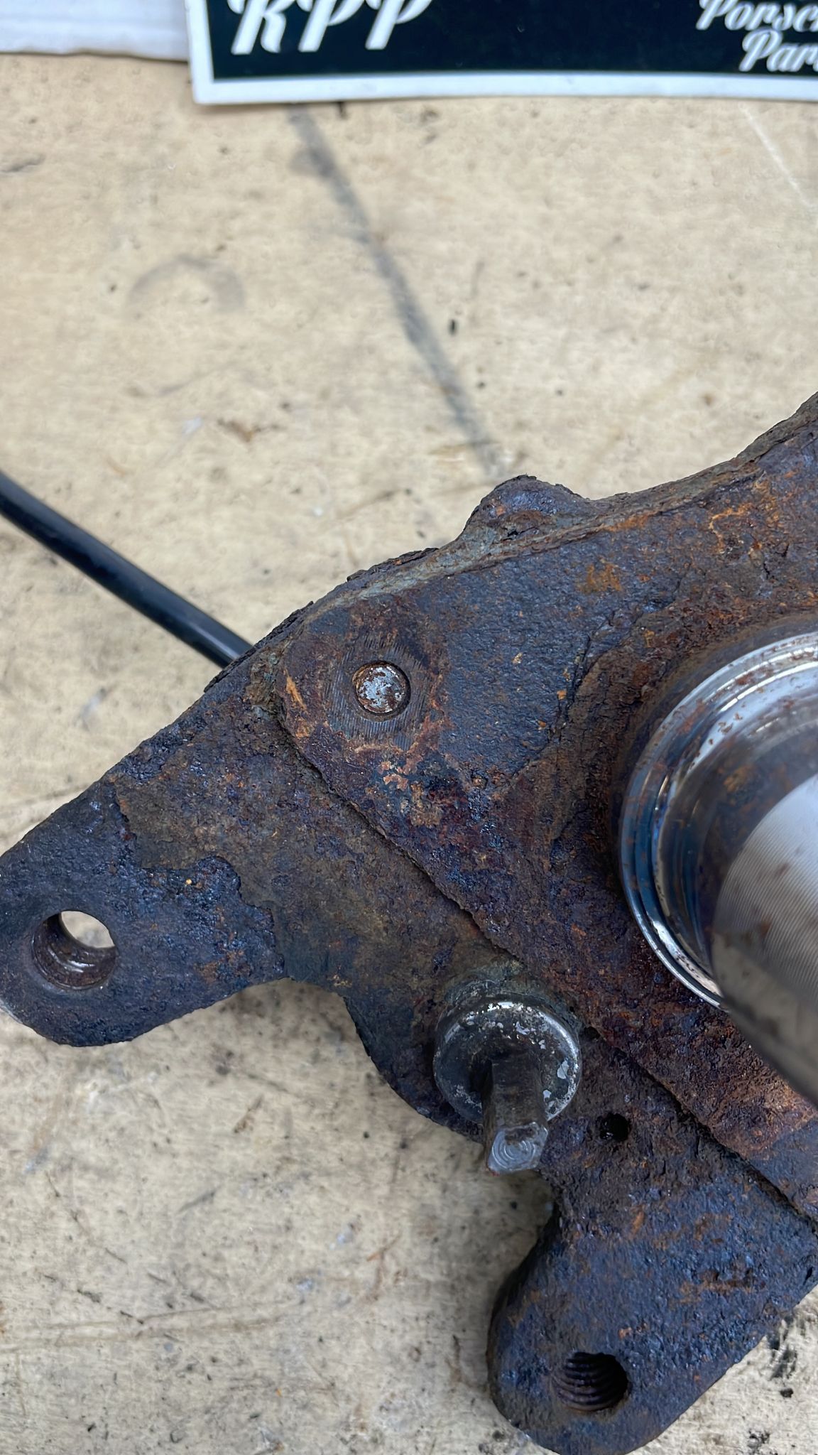 Porsche 944 S2 front right knuckle, spindle, 95134165606, used – Rare ...