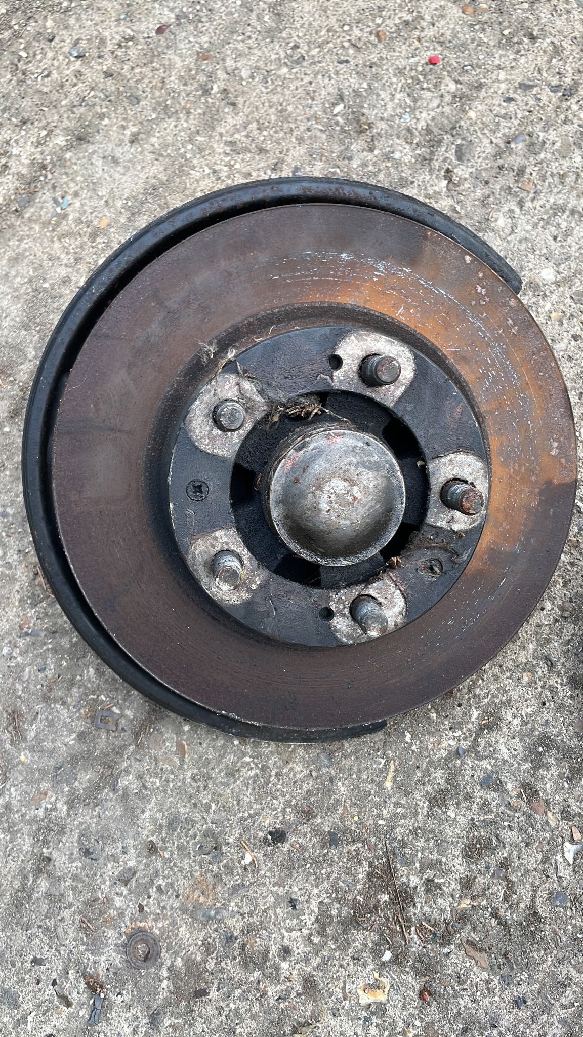 Porsche 944 S2 pair of complete front hubs, used – Rare Porsche Parts