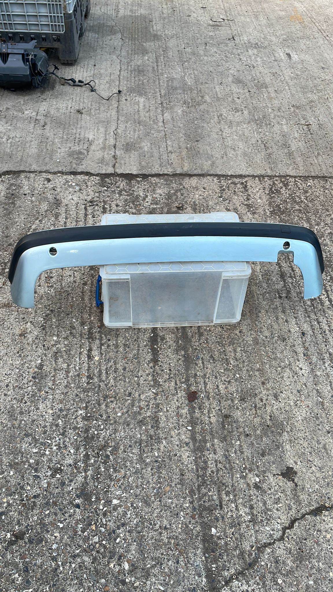 Porsche 944 Turbo S2 rear, 95150538701, 95150506900 bumper, damaged, u ...