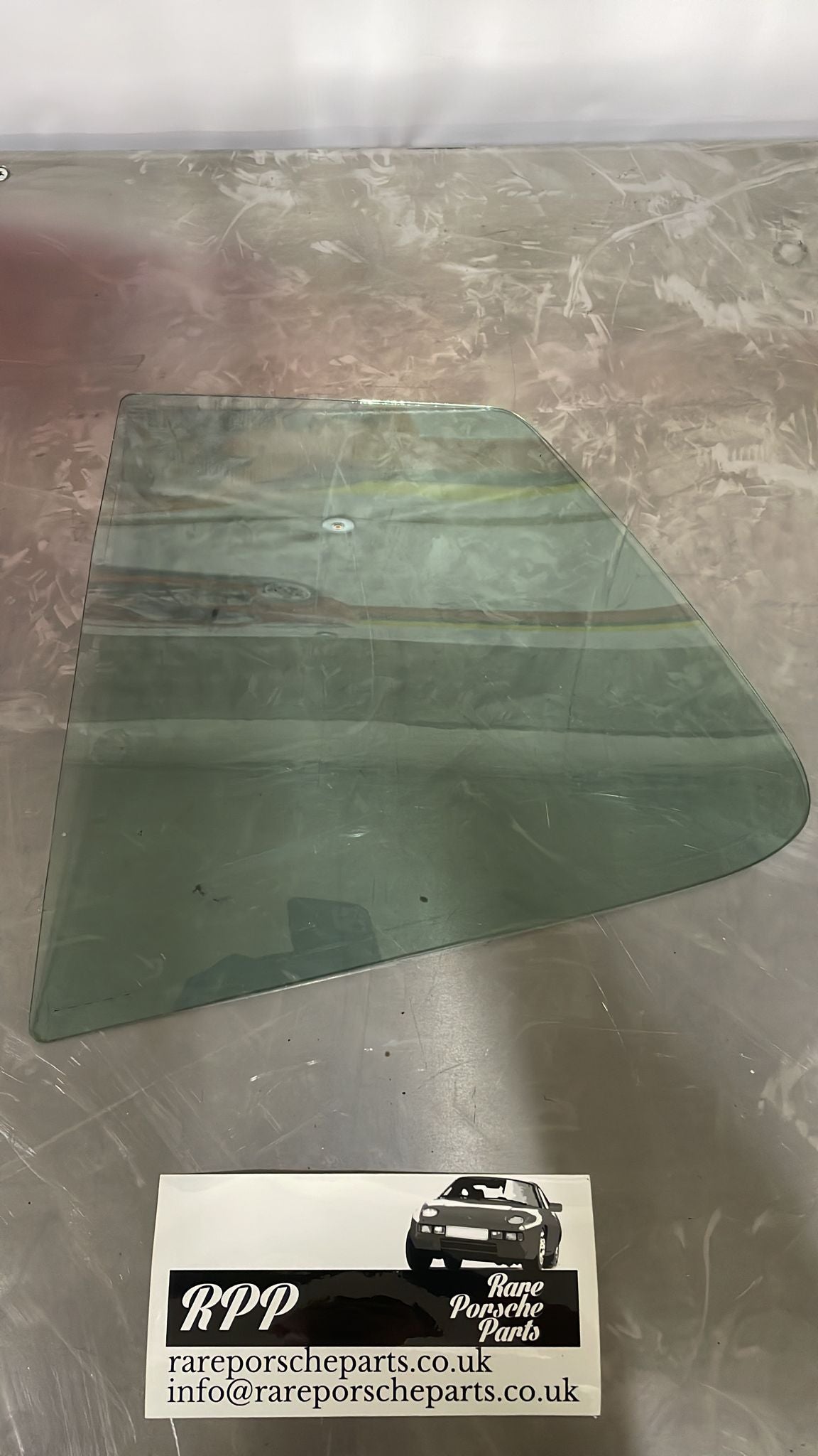 Porsche 944 924 rear left quarter window glass, used – Rare Porsche Parts