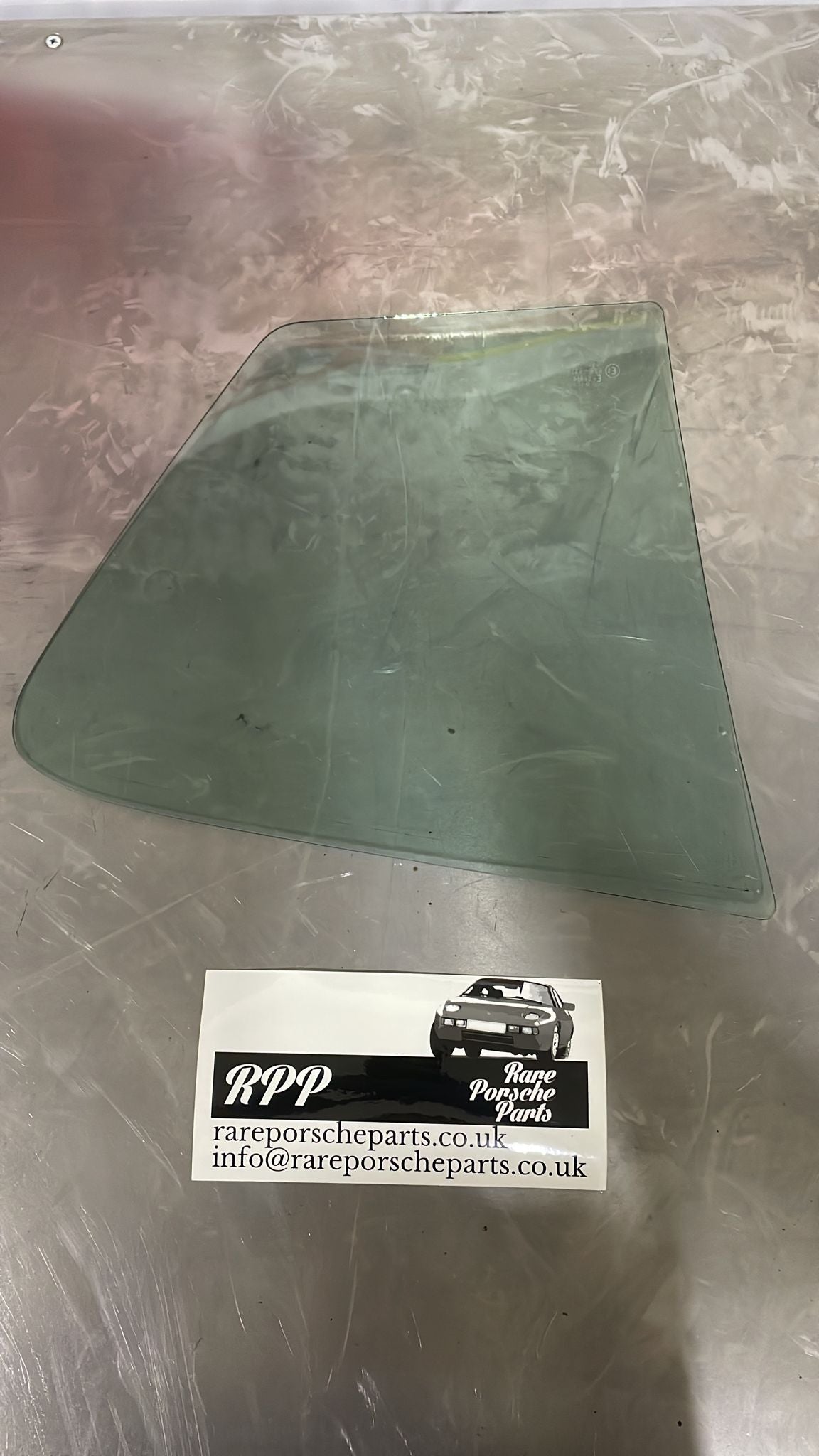 Porsche 944 924 rear left quarter window glass, used – Rare Porsche Parts