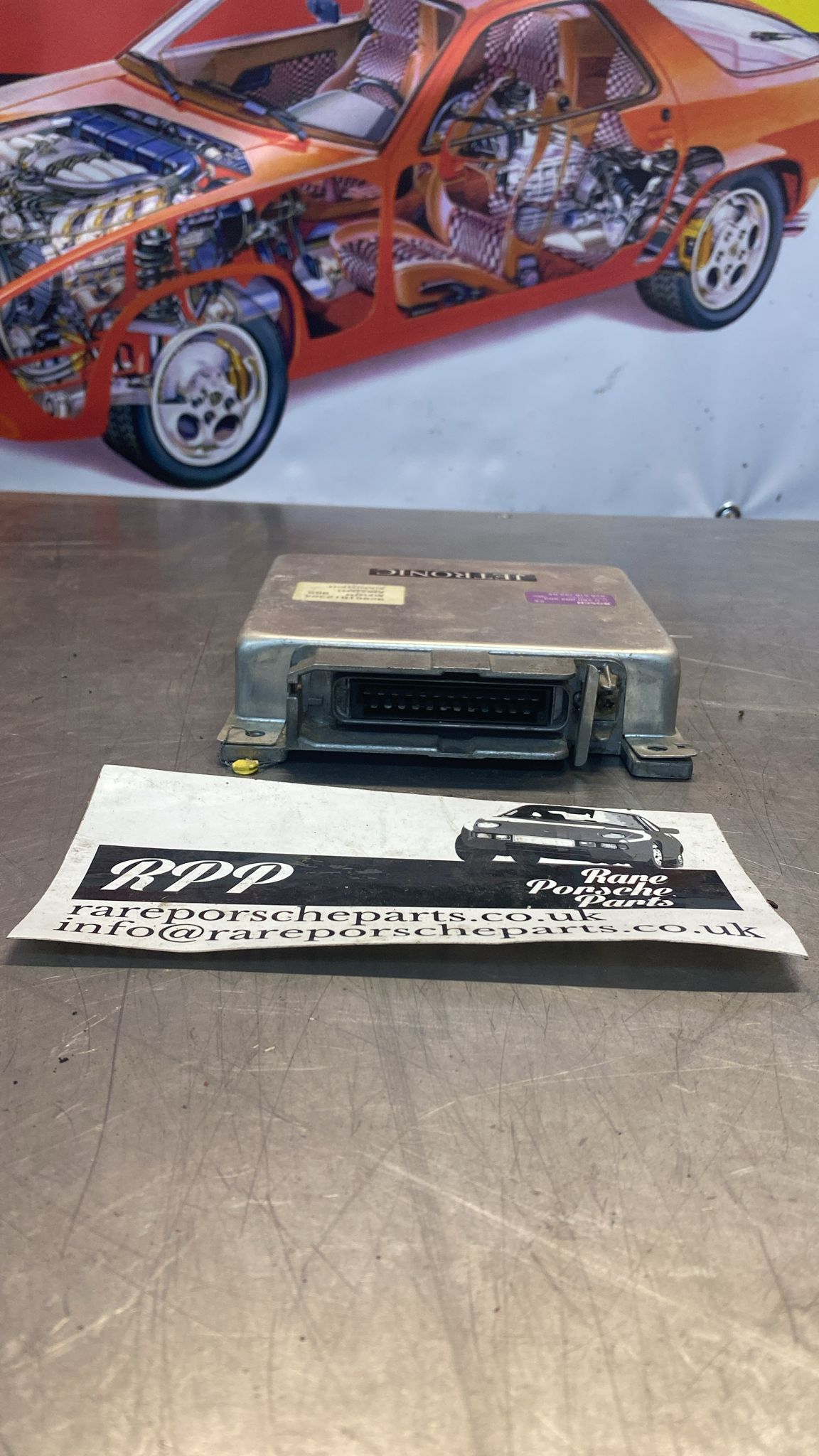 Porsche 928S ‘85-86 engine ECU 92861812304 – Rare Porsche Parts