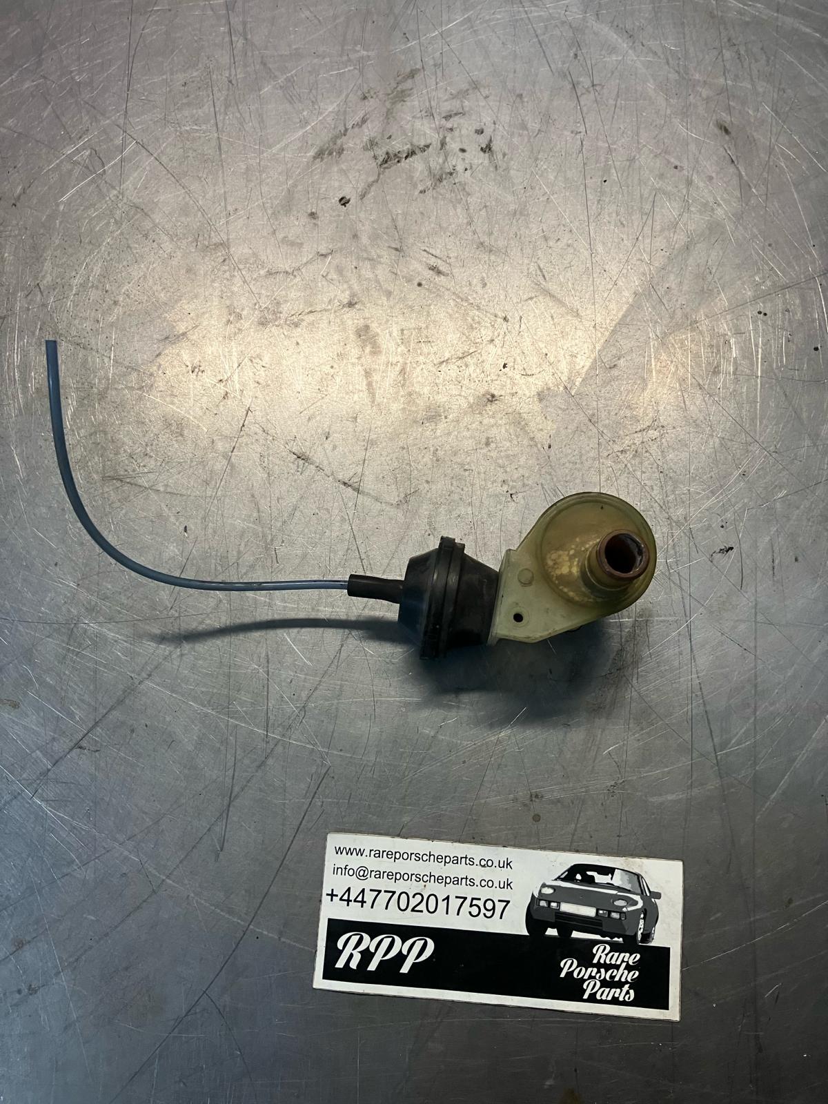 Porsche 928 heater valve 92857457304 – Rare Porsche Parts