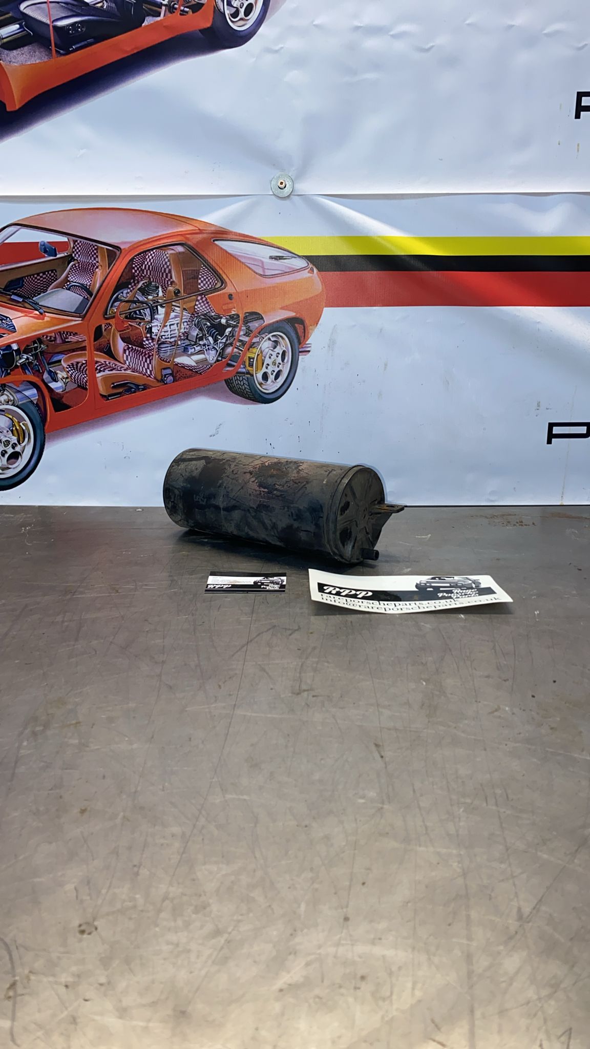Porsche 924/944/928 Fuel Vapour Charcoal Canister, used 92820101406 ...