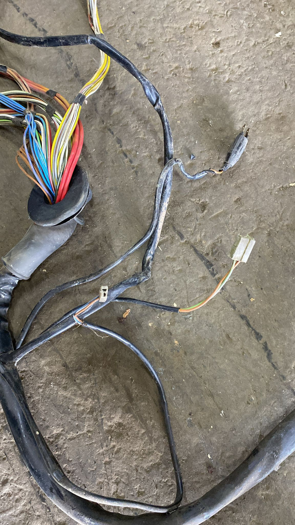 Porsche 928 S engine bay wiring loom, LHD car – Rare Porsche Parts