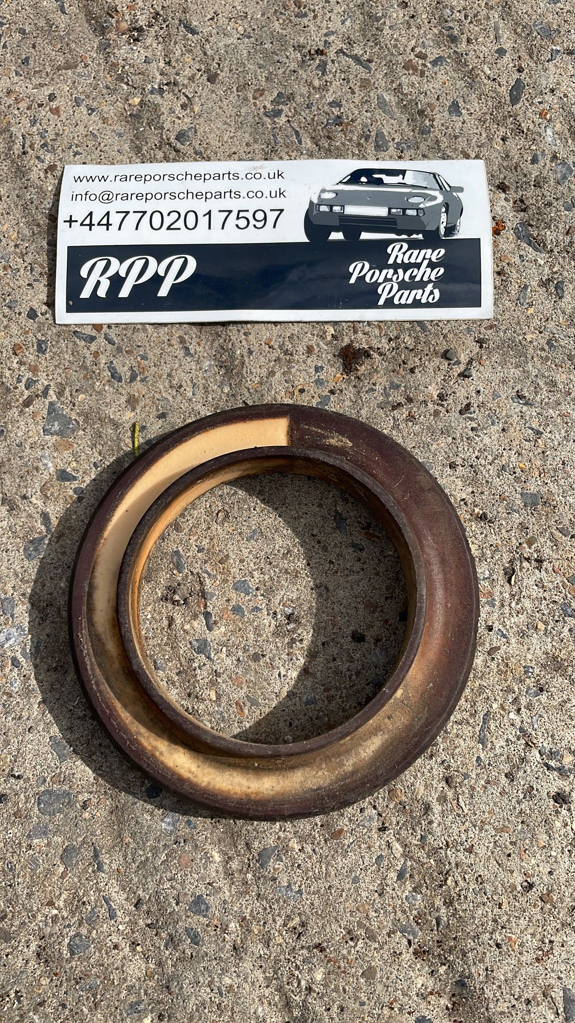 Porsche 981 718 Cayman Boxster spring hanger, 98133350401, used – Rare ...