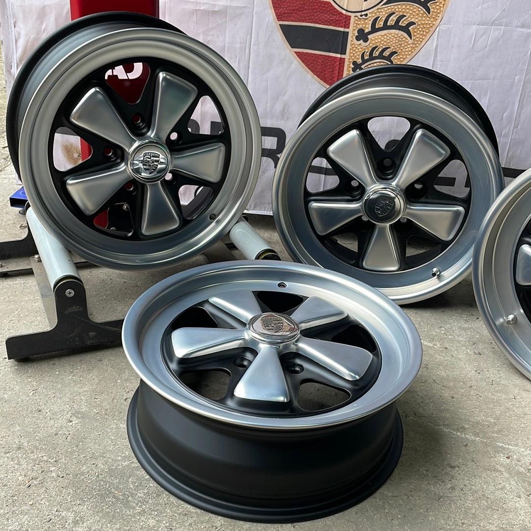 Porsche Fuchs Wheel Set, 6 & 7Jx16 911362115 911362113 With polished C ...