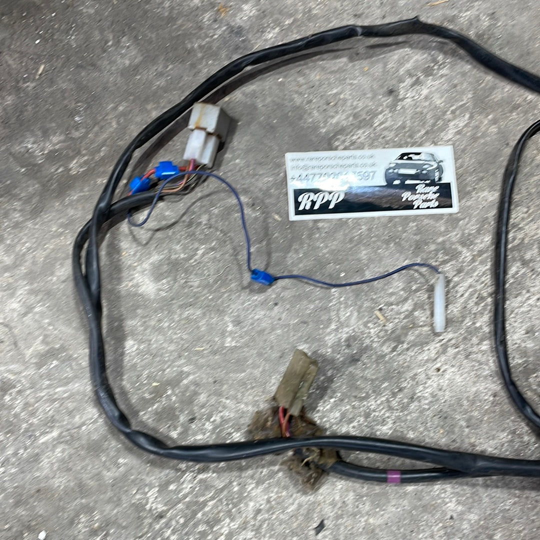 Porsche 924 944 early electric window loom under dash, not door circiu ...