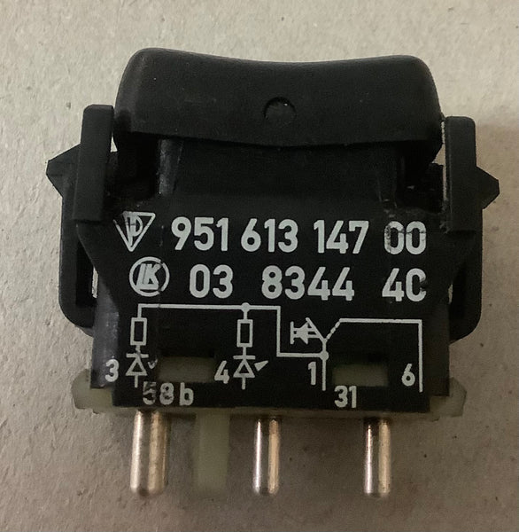 Porsche 944 Central locking switch 95161314700. 951 613 147 00 – Rare ...