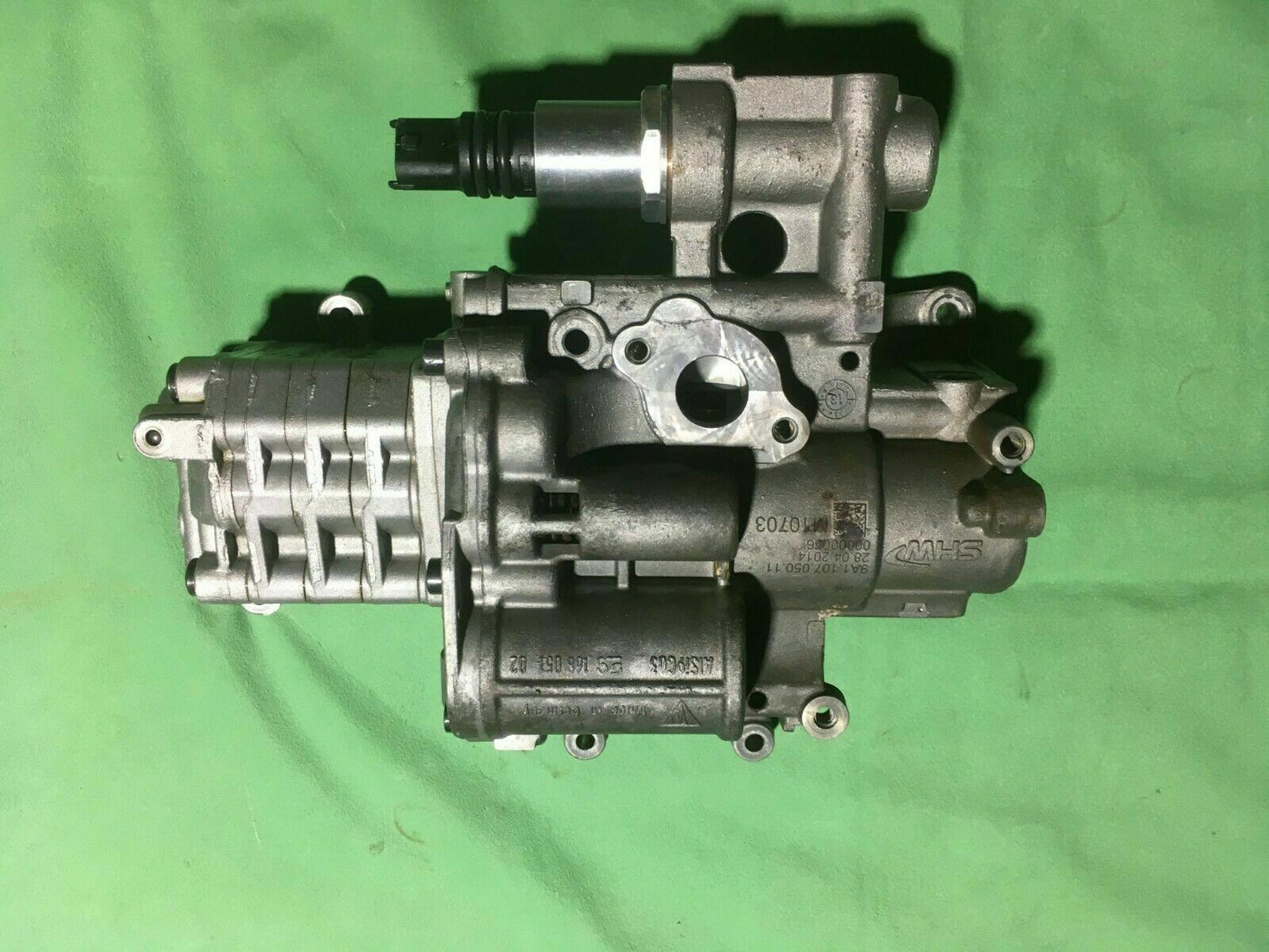 Porsche 911 997 987 Cayman 9A110705011 Oil pump – Rare Porsche Parts