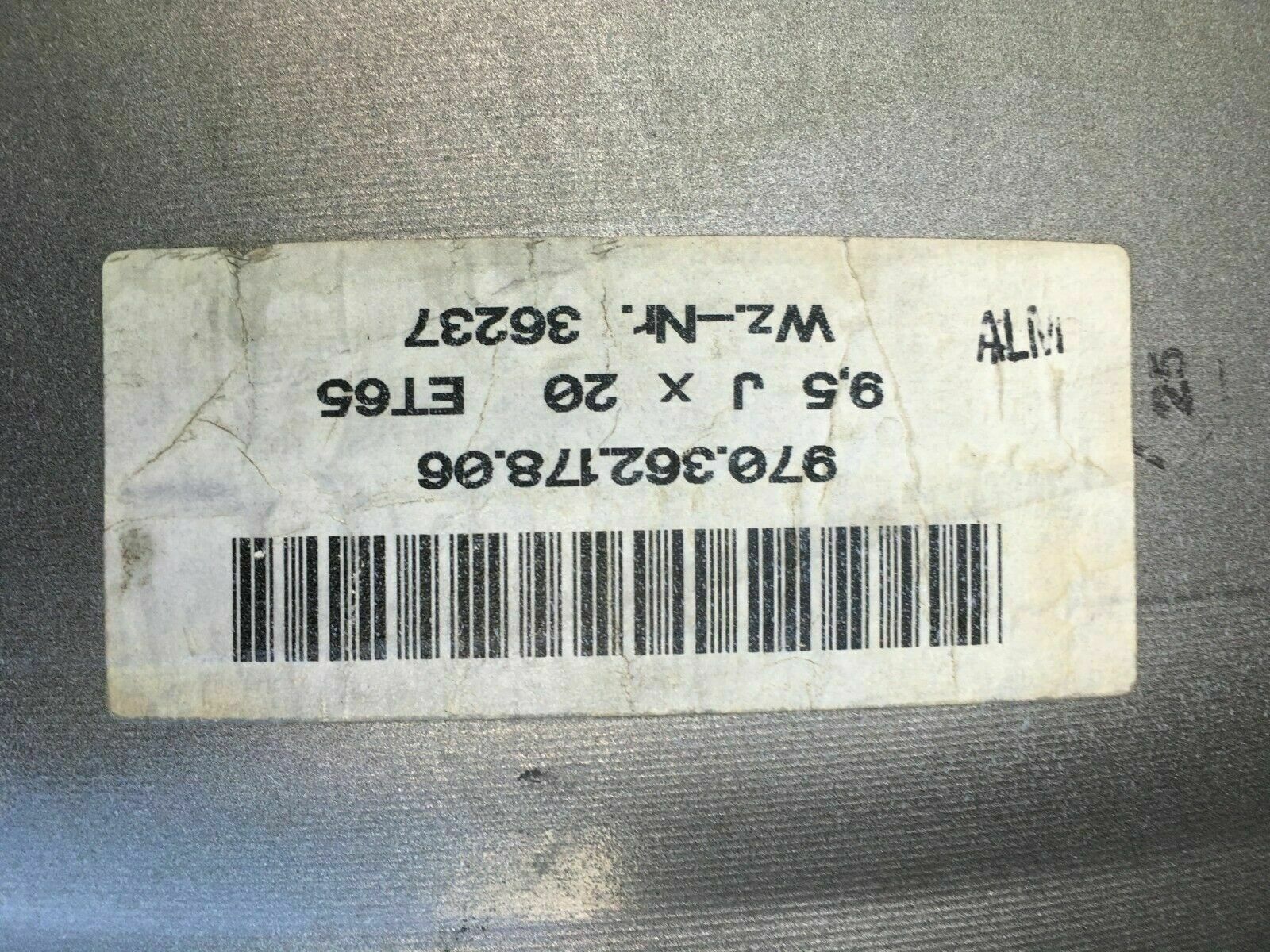 Porsche Panamera Turbo II Front Wheel 9,5J x 20 ET65 97036217806 – Rare ...