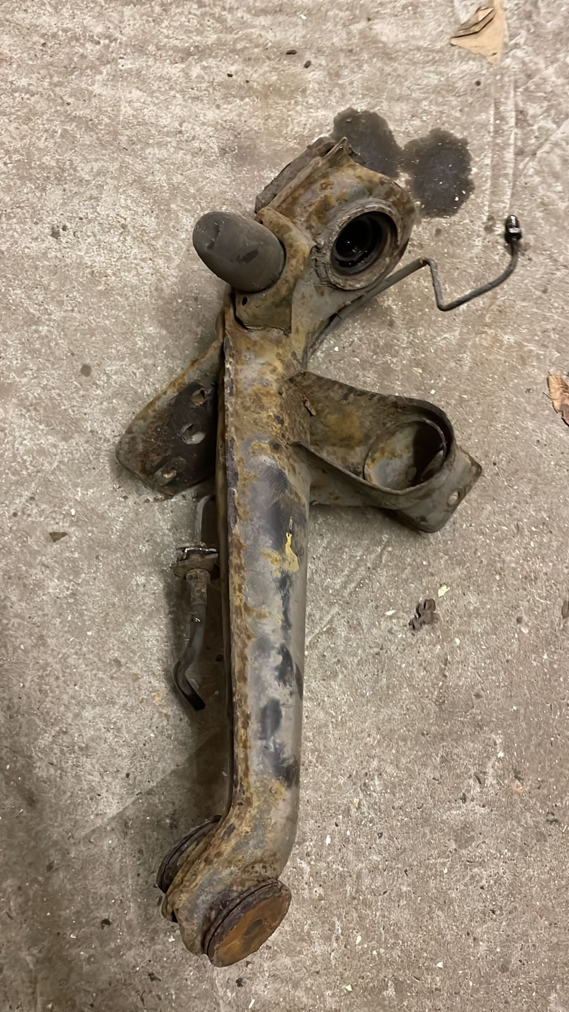 Porsche 924 944 Early steel trailing arms, left and right, used – Rare ...